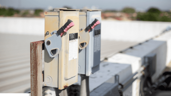 What Is A Safety Disconnect Switch - ElectriConnection